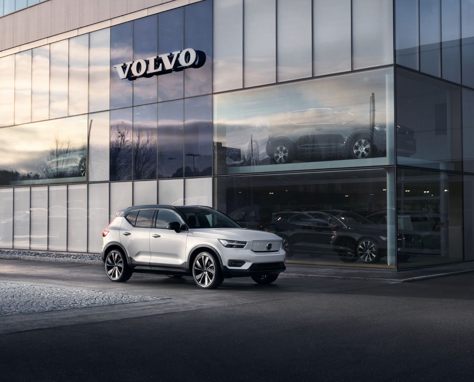 Mik az első szerviz tapasztalatok a Volvo tisztán elektromos ...