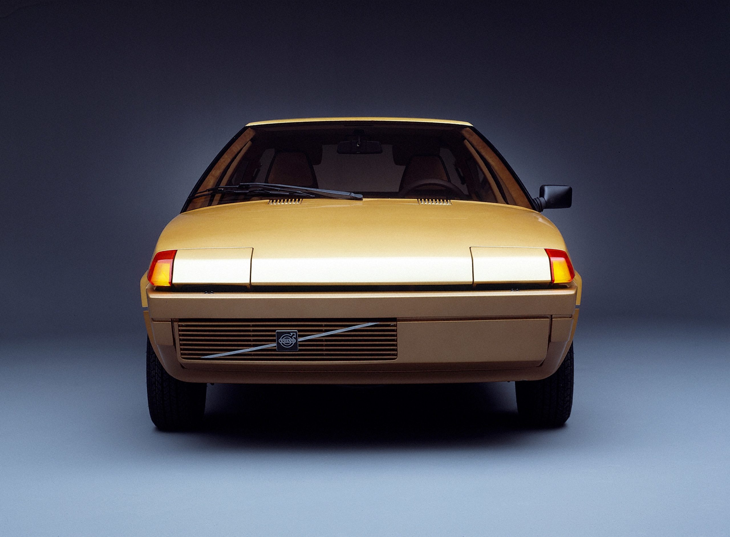 A Volvo 300-as sorozat - Volvo Galéria Magazin